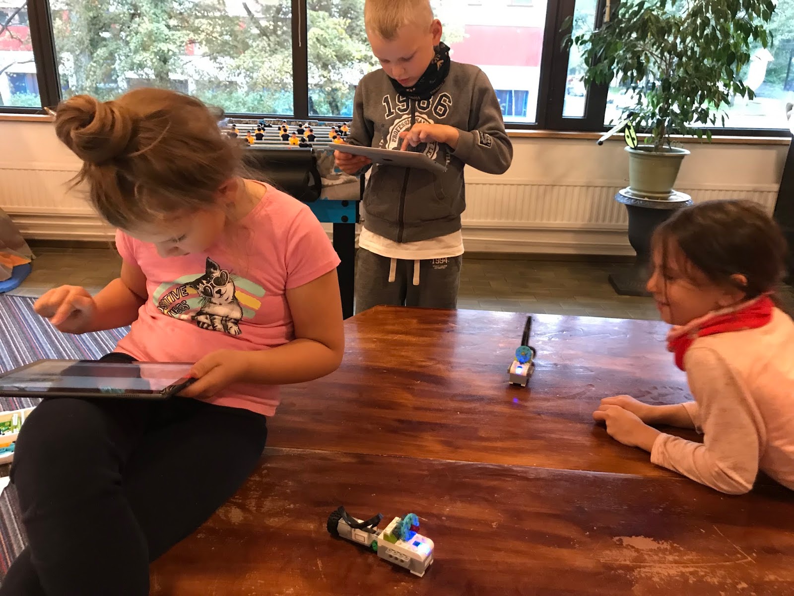 Robootika Anni Lasteaias: Satelliit ja kuukulgur Milo