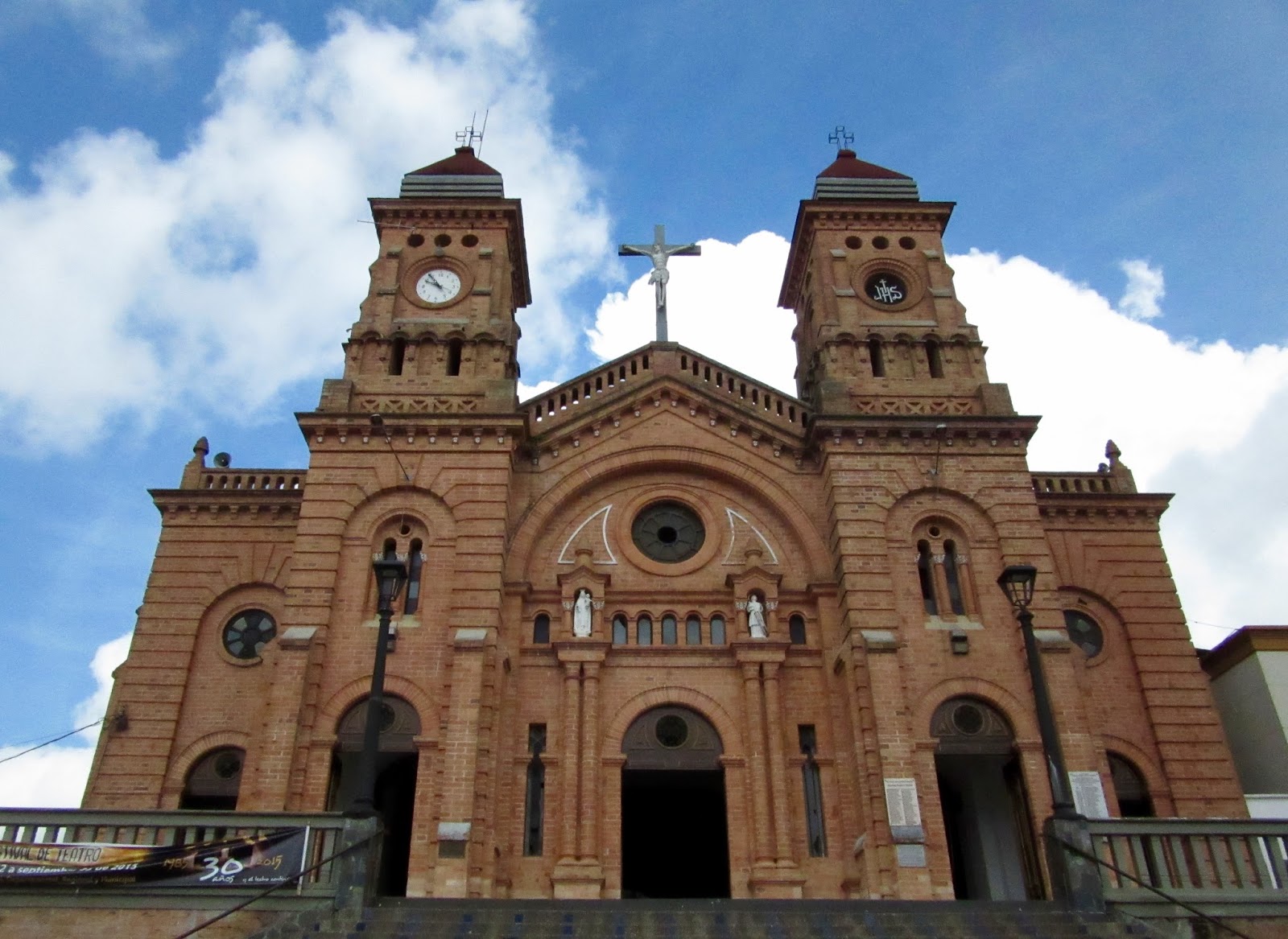 Un colectivo juvenil de fotos de *Colombia* : Yolombo, Antioquia, Colombia