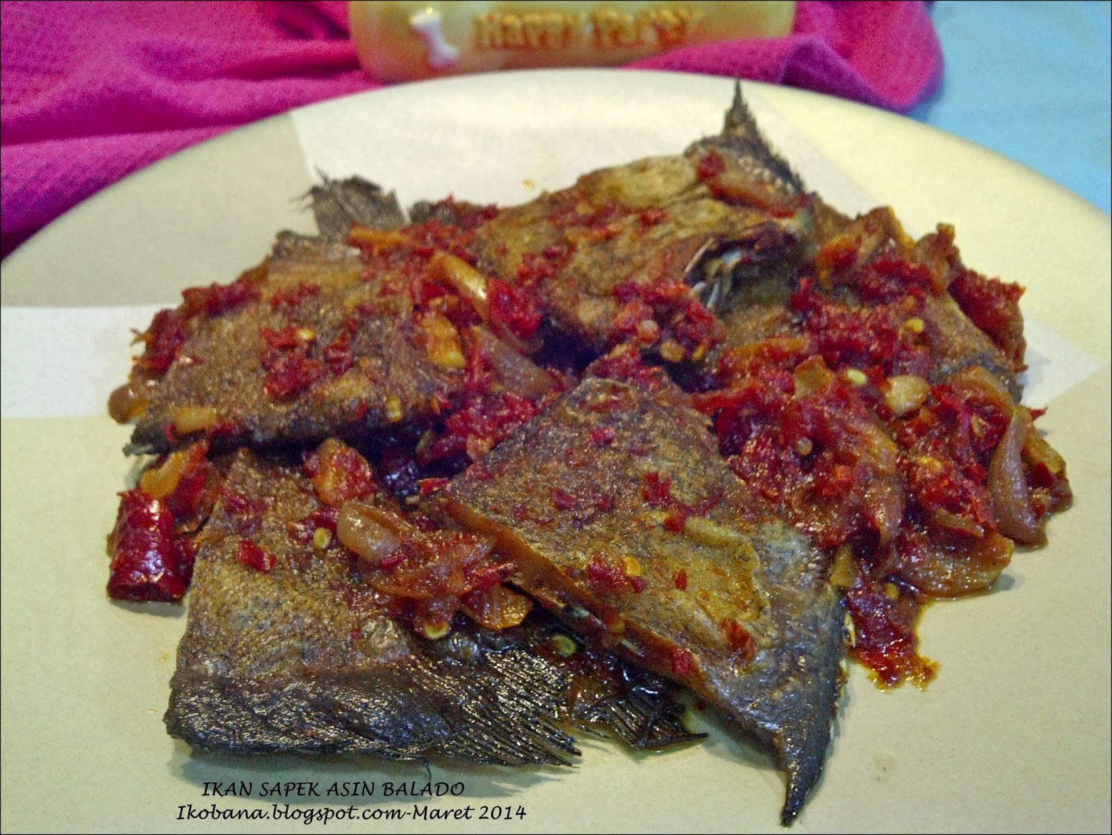 DAPUR IKOBANA: IKAN SAPEK ASIN BALADO