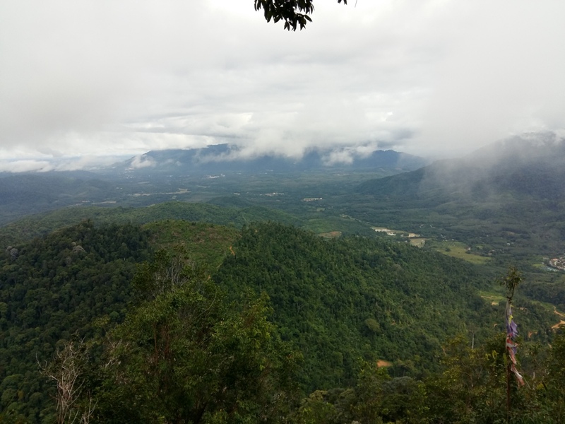 TRAVELOG: GUNUNG KEMERLONG SIK KEDAH : Cabaran Pacat...Boleh cuba KEDA ...