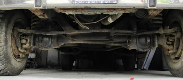 New A Full-Size Chevy Van Amongst A Vemco V-Drive 4X4 Conversion ...