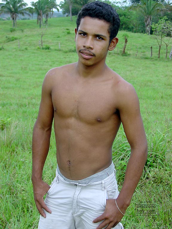 Latino Lush: AmB Axel 2