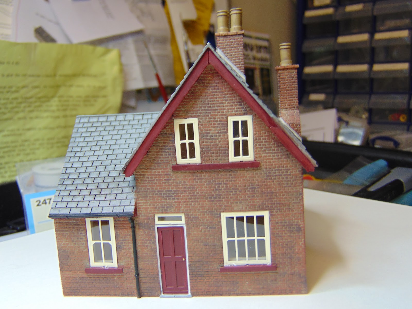 Dorset Railway Modelling: Bachmann 00 Scale buildings.