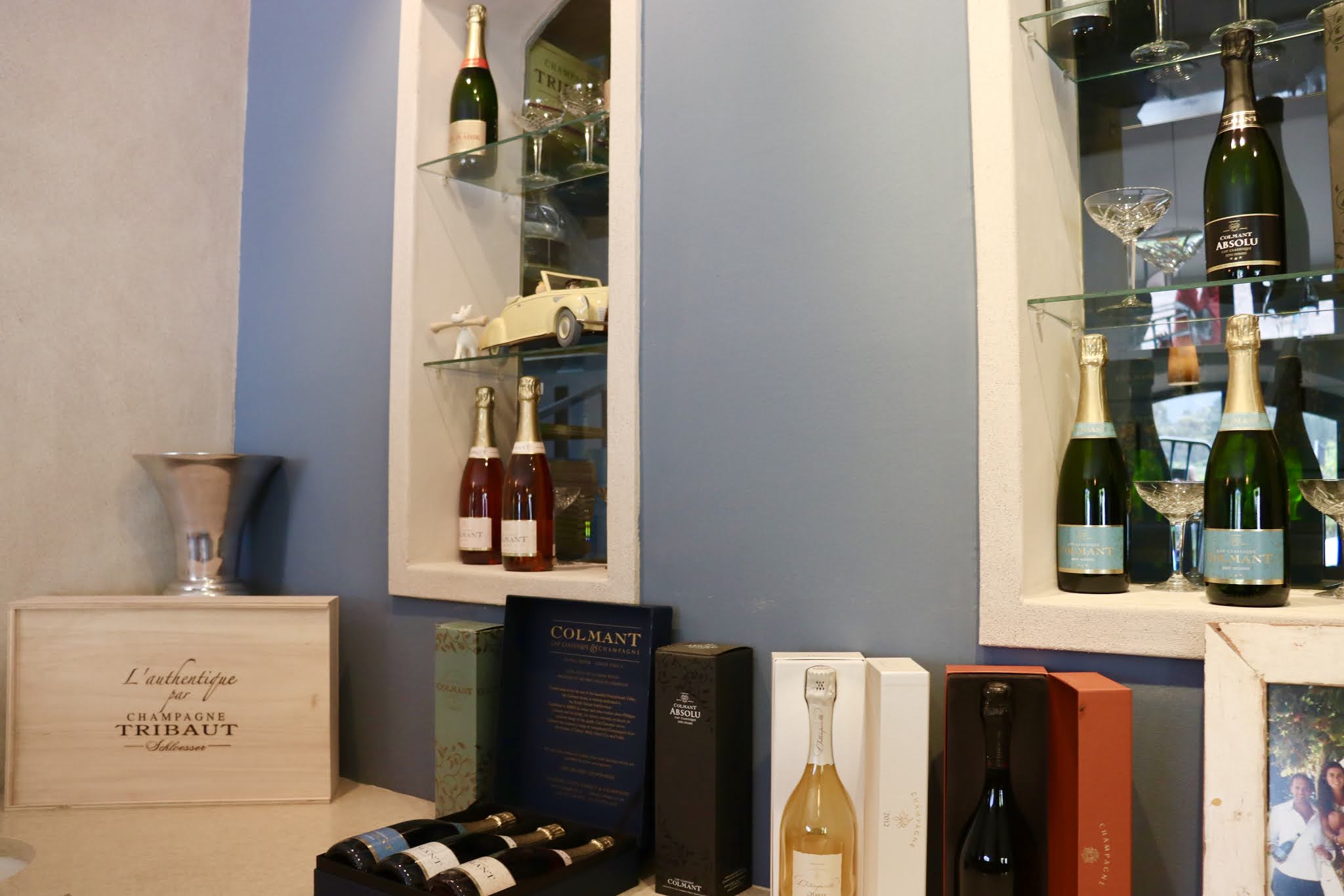 Nicole SteppingOut: Nicole Stepping Out visits Colmant Cap Classique ...