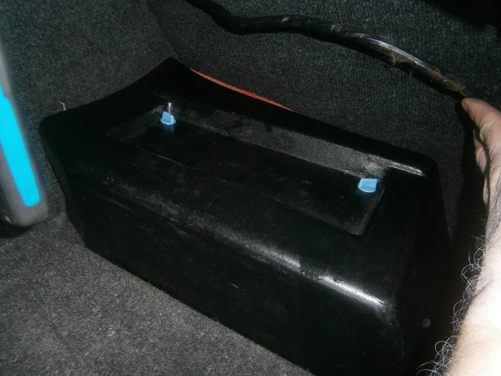 Lotus Excel Restoration: Battery, terminals, case and cables