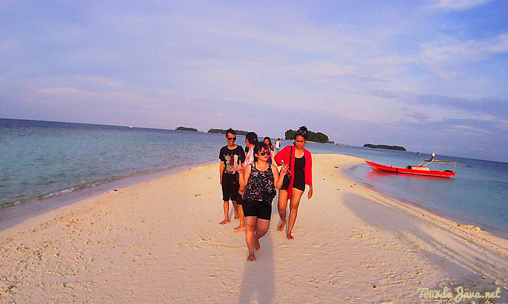 Mengisi Kekosongan di Pulau Gosong Kepulauan Seribu | Wisata Pulau Jawa