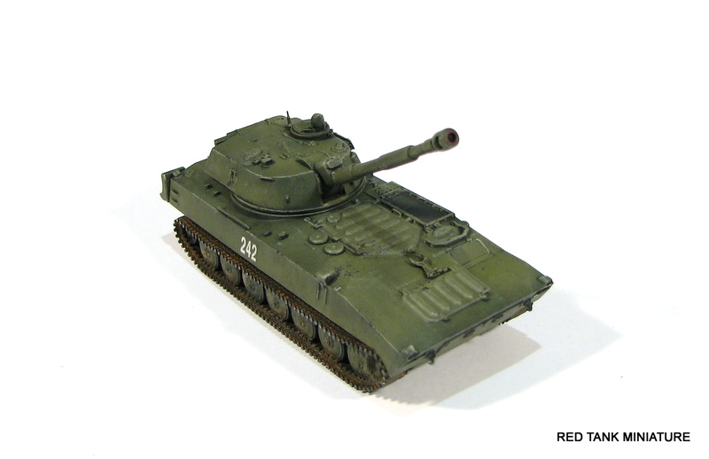 Gulumik Military Models: 2S1 Gvozdika 1/72 RED TANK MINIATURE