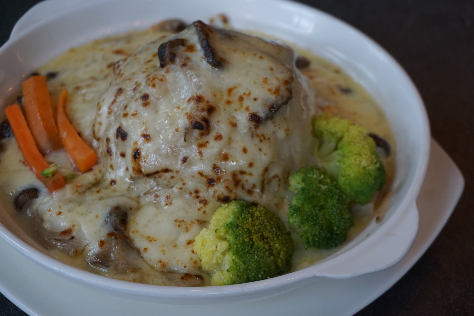 SELEKSI MENU MENARIK DI ANT CAFÉ & BAR KUALA LUMPUR