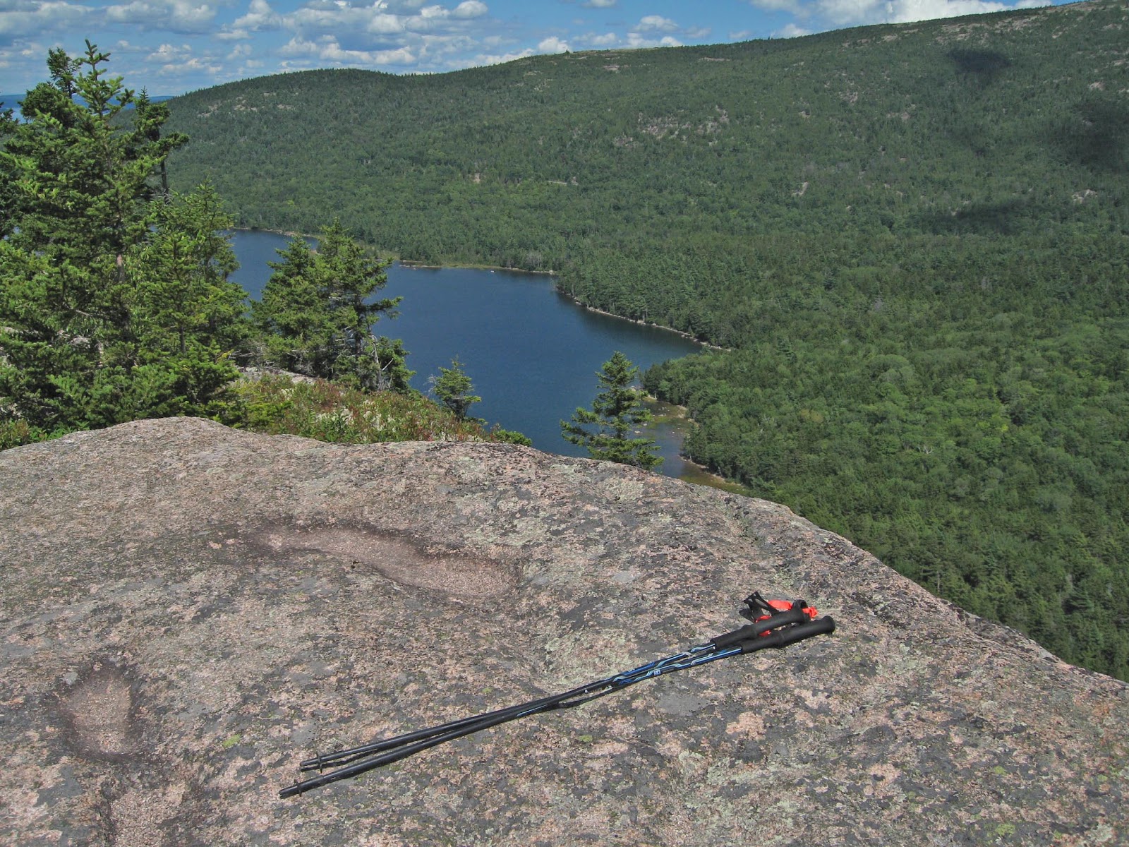 La Lair On Wheels: Acadia Rocks