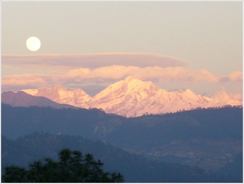 Kunsi Ashram Photo Album | Purusha at Maharishi Ashram - Kunsi ...