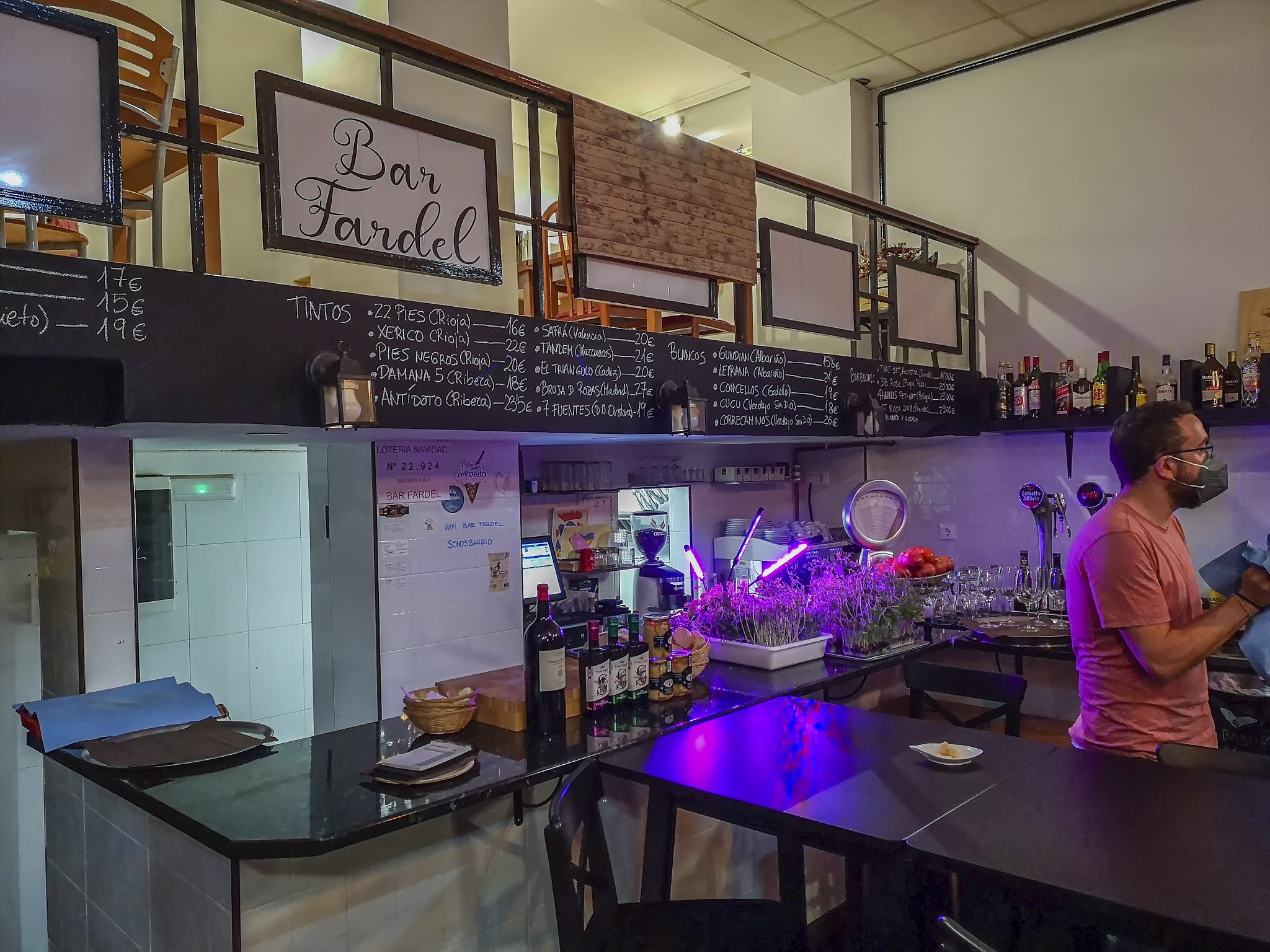 Les Fartures: Bar Fardel