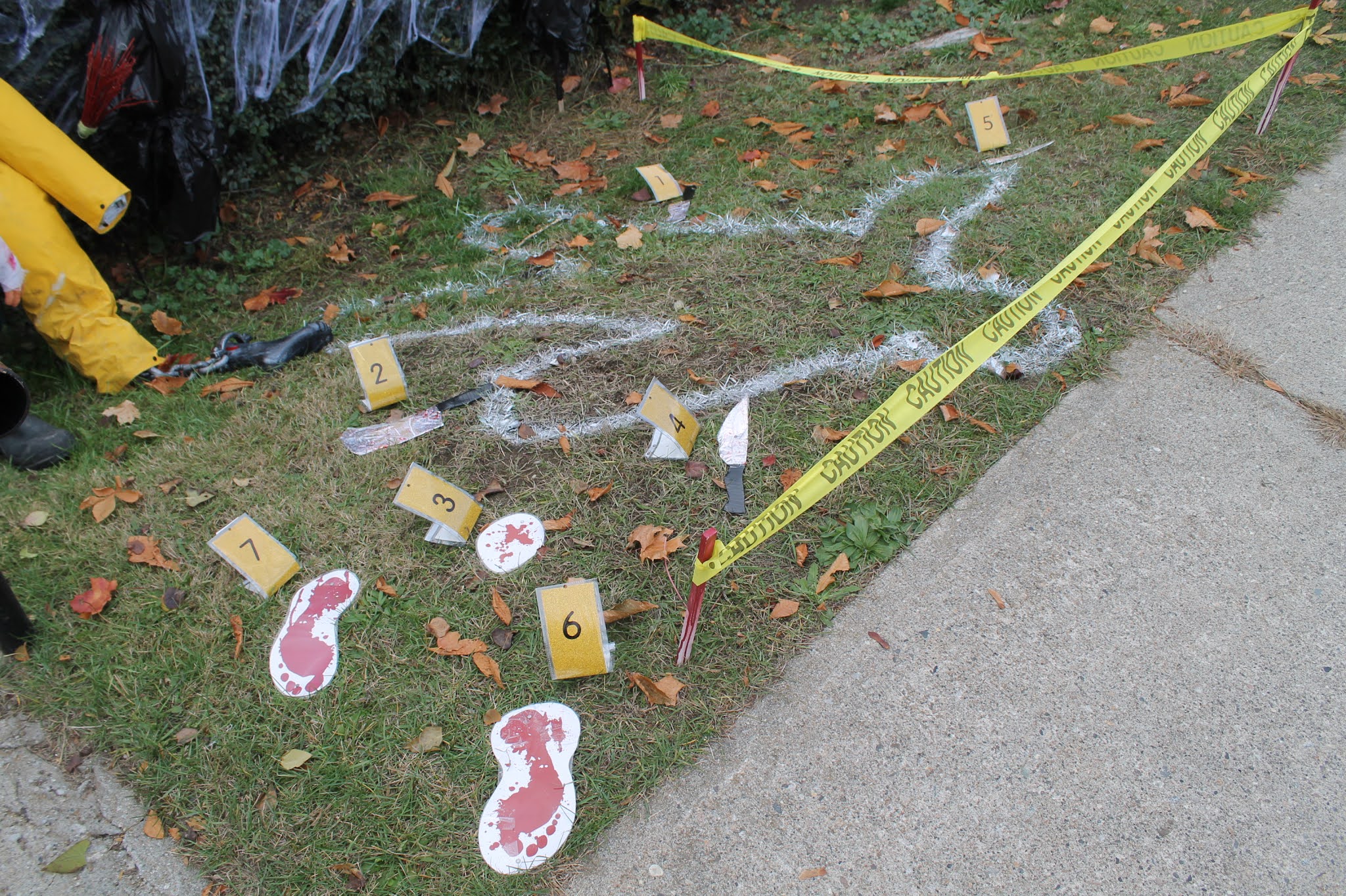 Willow's Web Astrology: Happy Hallowe'en! A Spooktacular Display at My ...