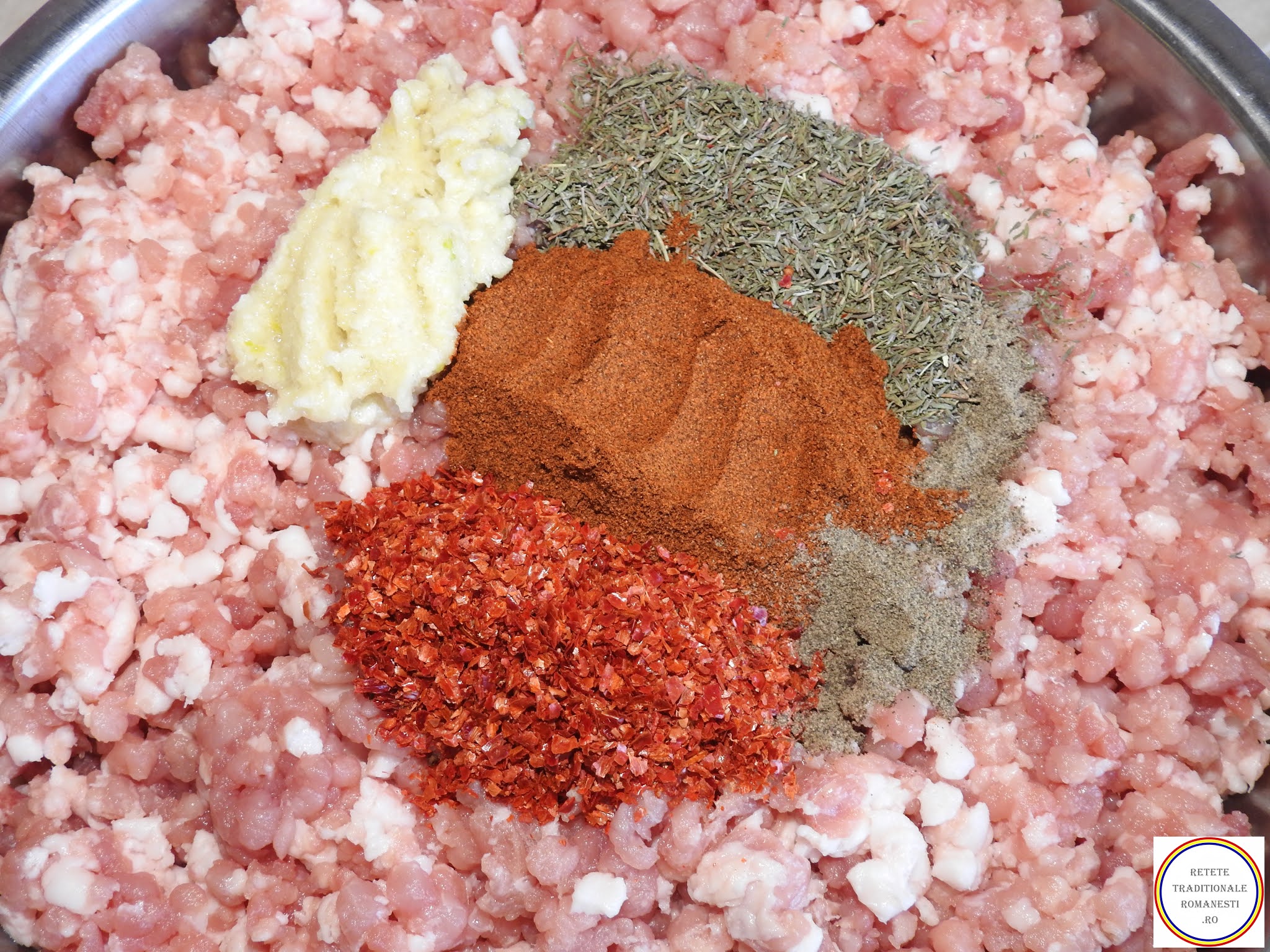 Carnati de casa reteta | Retetetraditionaleromanesti.ro