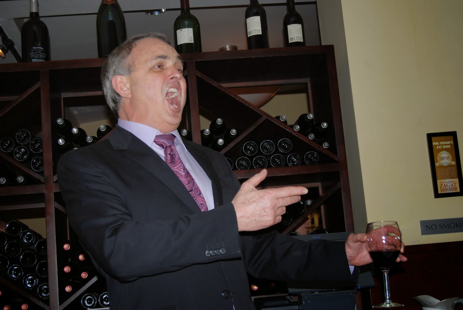 PHILINPHLASH: NEWS PHLASH CHICAGO - 437 REOPENS P.S.WE LOVE YOU,JOHN ...