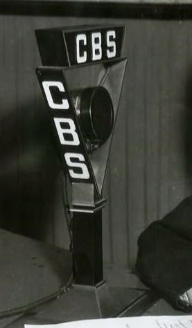 Jack Salazar, the Jaded Skeptic is a...: Panic! A War of the Worlds 75 ...