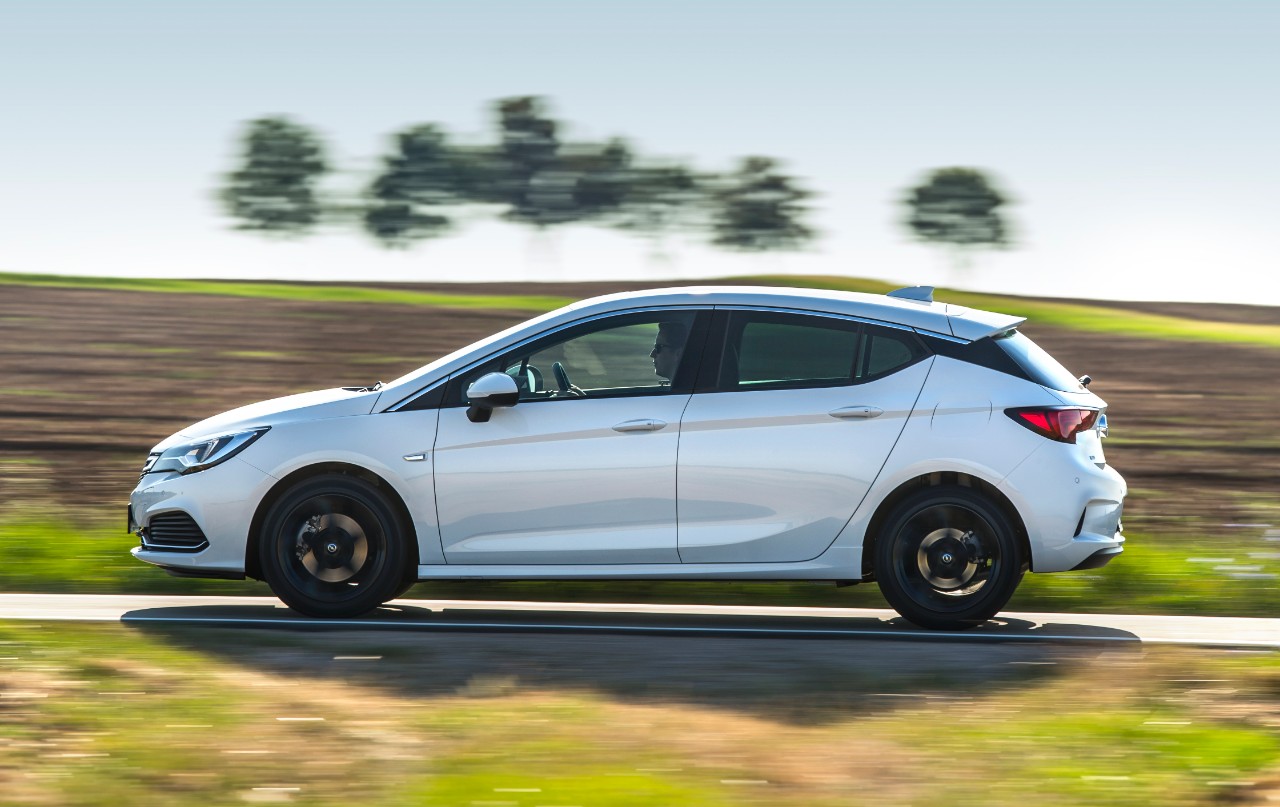 Motor Atual: Opel Astra 1.6 Turbo OPC Line - Chega em Novembro