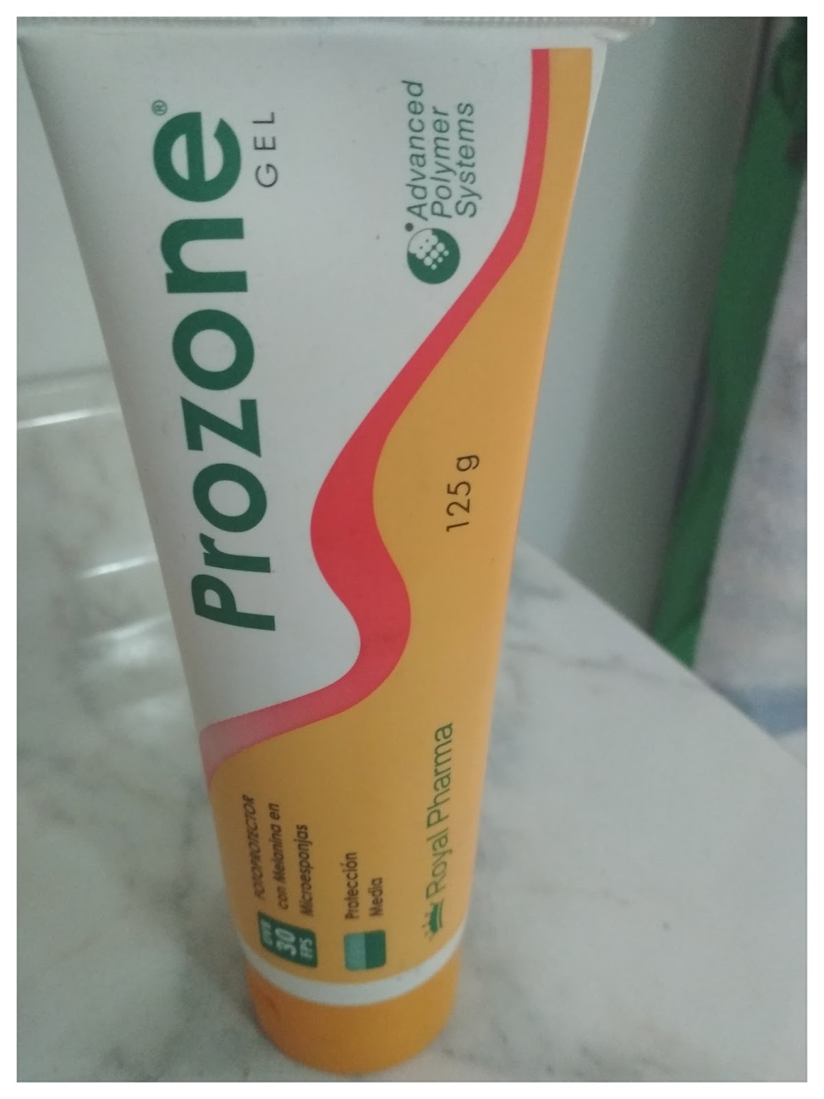 El blog de la Isamakeuppost: [Revisión] Productos para el sol