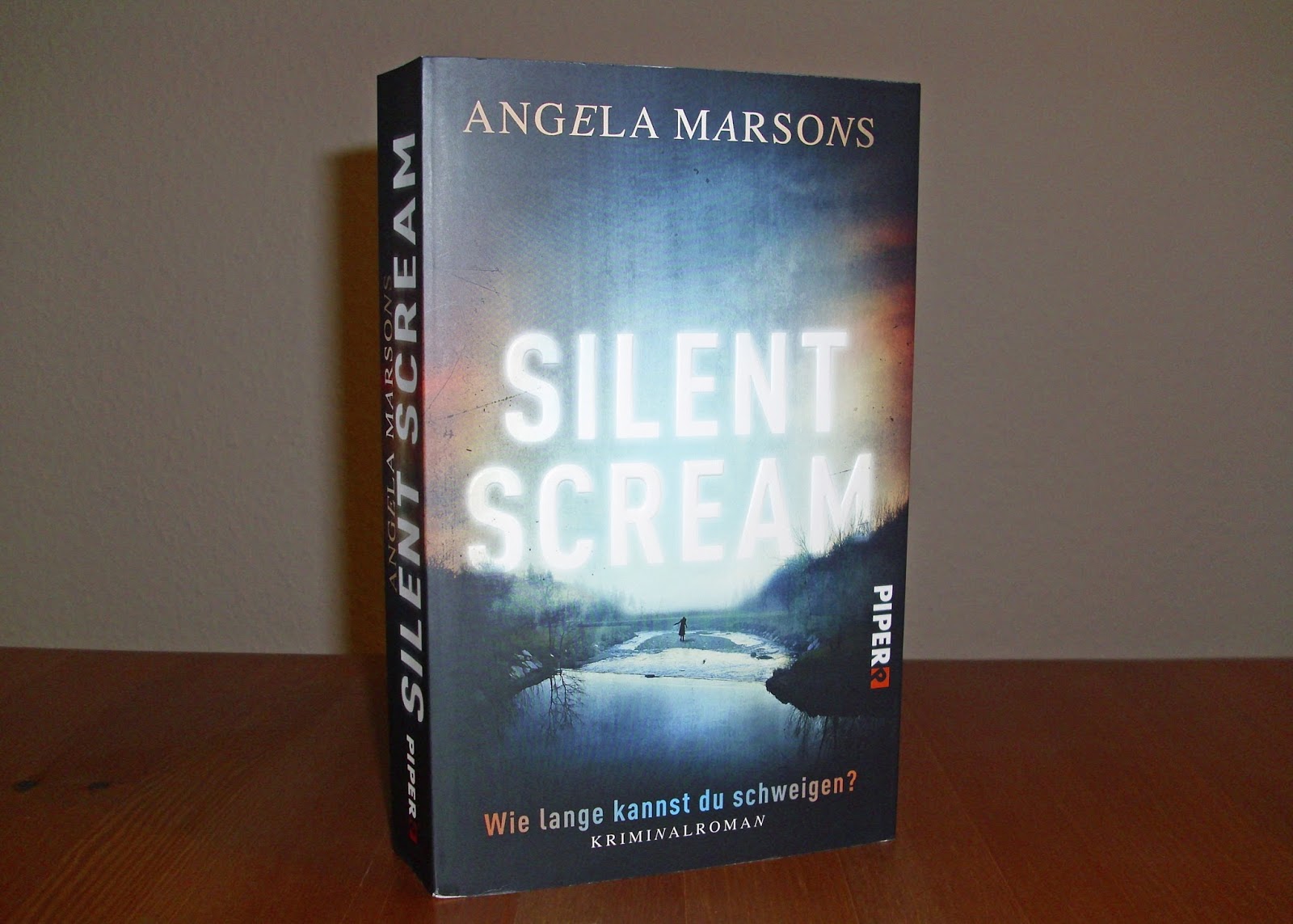 Buchsichten: [Rezension Hanna] Silent Scream - Angela Marsons