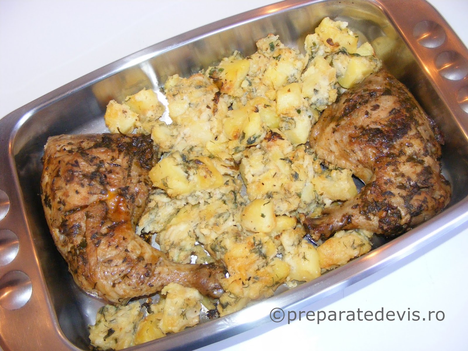 Friptura de pui cu cartofi taranesti | Preparatedevis.ro