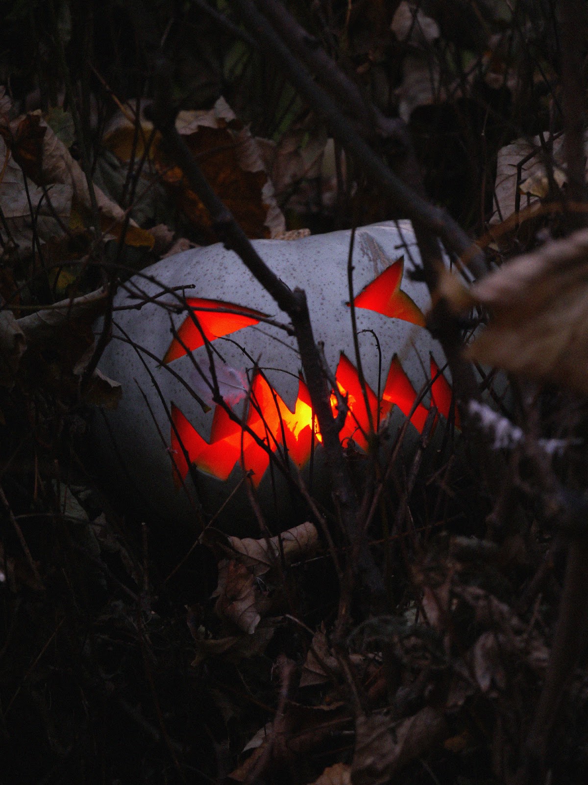 Origins of Jack-o'-Lantern, the legend of Stingy Jack and will-o'-the ...