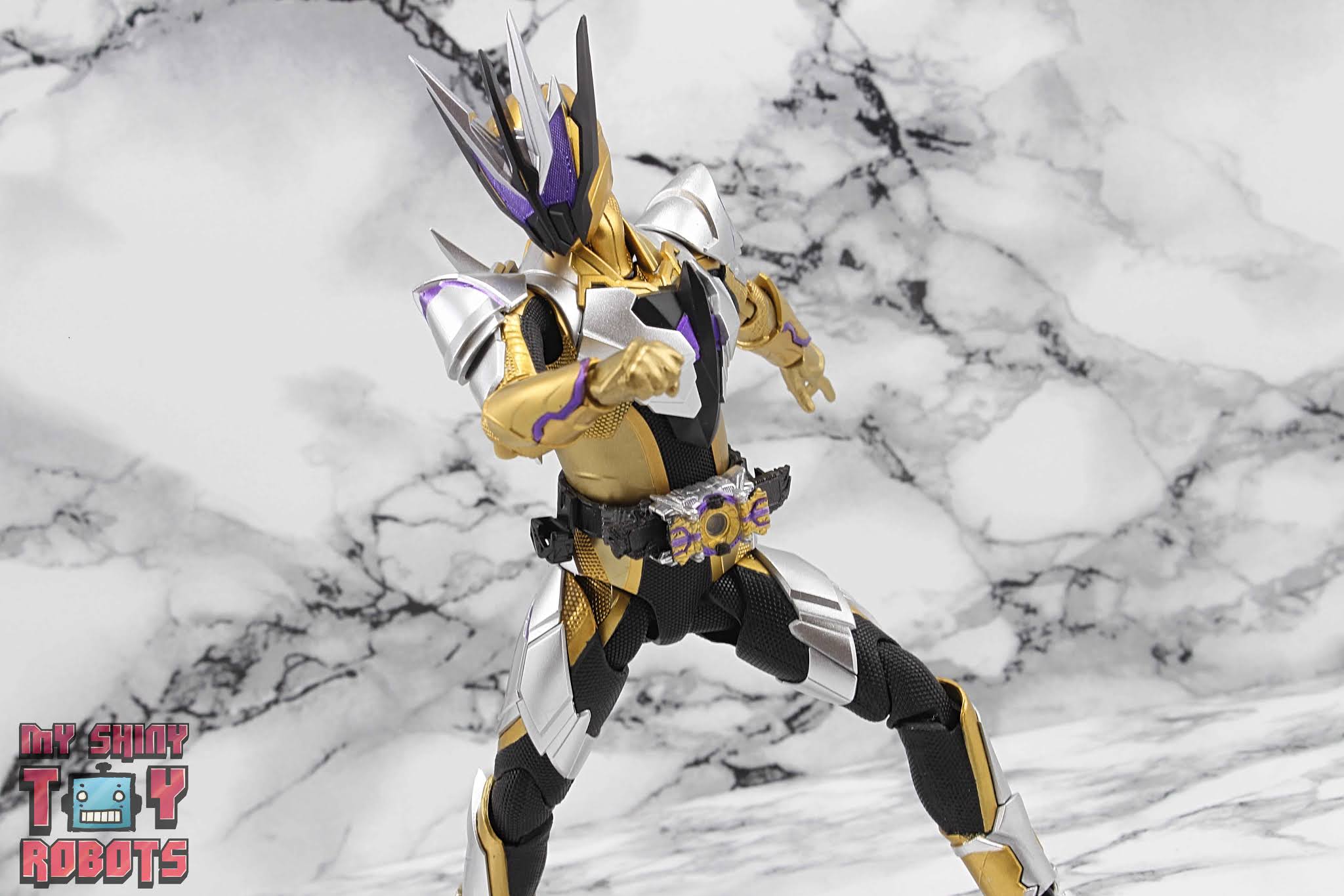 My Shiny Toy Robots: Toybox REVIEW: S.H. Figuarts Kamen Rider Thouser