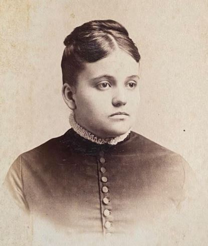 OLD PHOTOS Awaiting Research: GARDNER, Ella (unknown loc.)