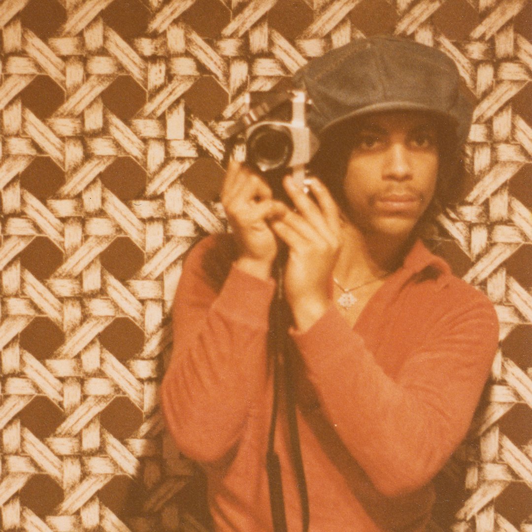 Prince Taking Some Mirror Selfies, 1978 | Vintage News Daily