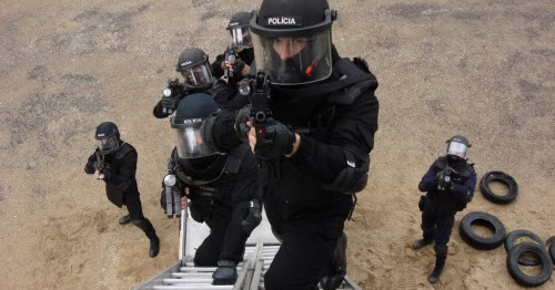 Gsg9 1/87 Unité spéciale: GOE Grupo de Operaçoes Especiais