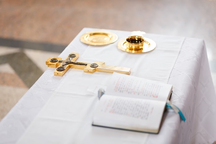Katekismo Corner: On the Institution of the Sacrament of the Eucharist ...