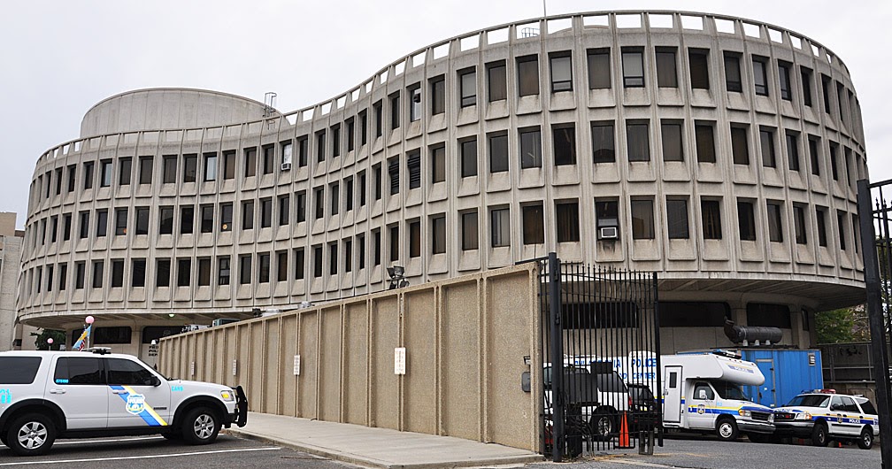 Paul Davis On Crime: A Tale Of Two Buildings: The Philadelphia Police ...