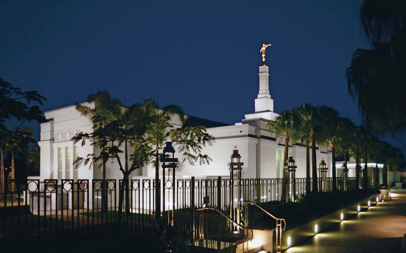 Calendario Mormon: Brisbane Australia Temple