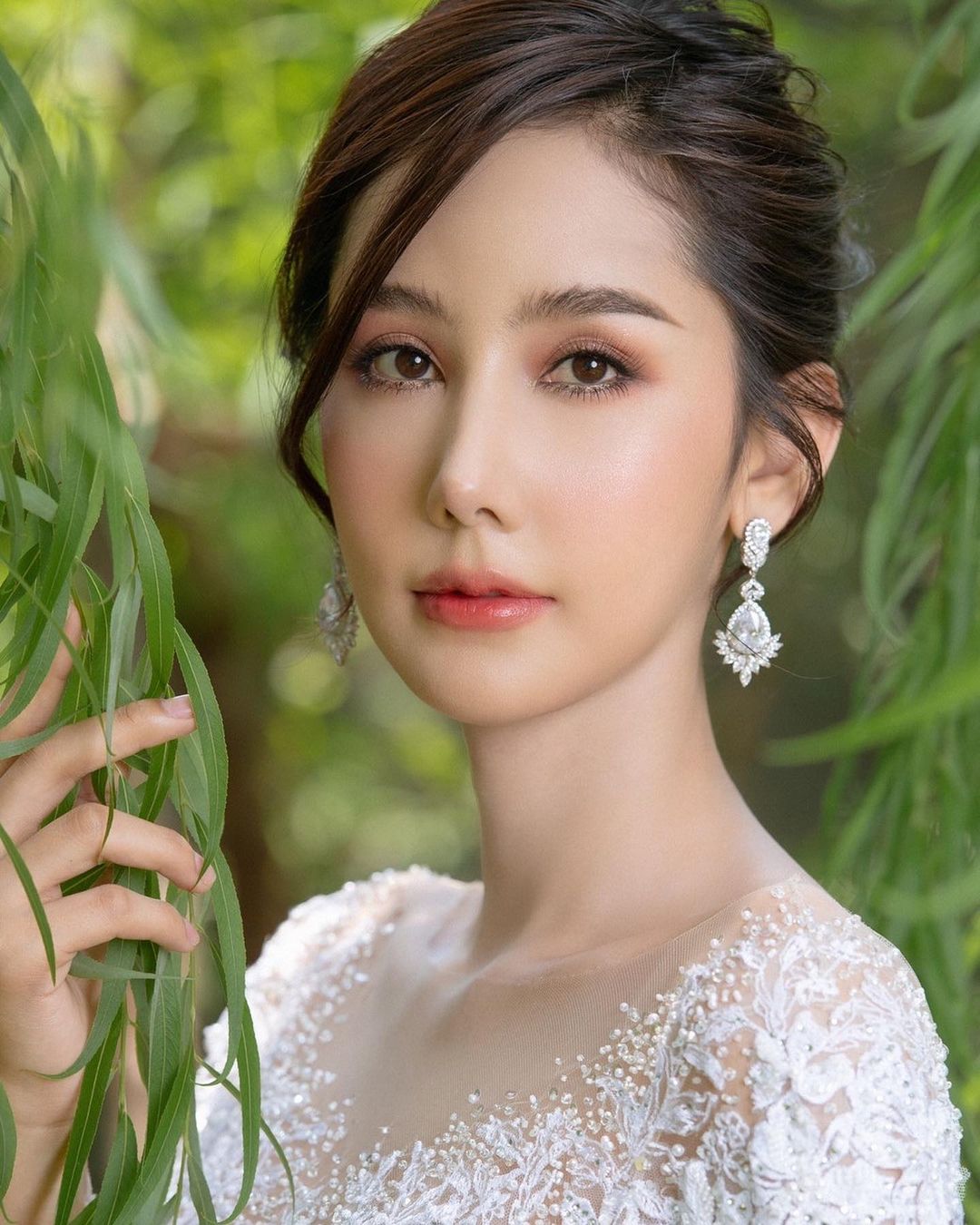 Sasipichaya – Most Beautiful Thailand Transgender Bride Models - TG Beauty