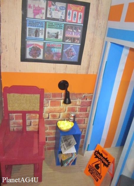 Living A Doll's Life : DIY - Melody's Motown Recording Studio (Interior)
