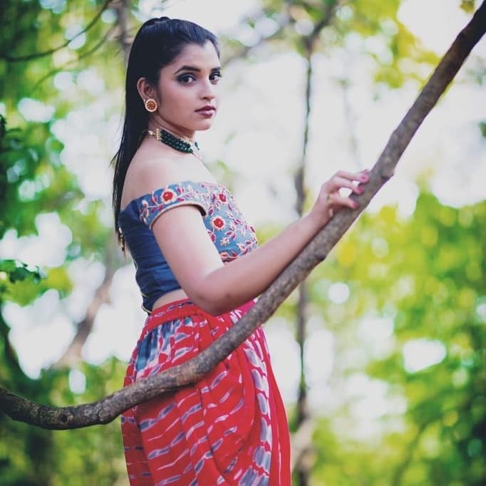 Anchor Shyamala sizzling photoshoot stills