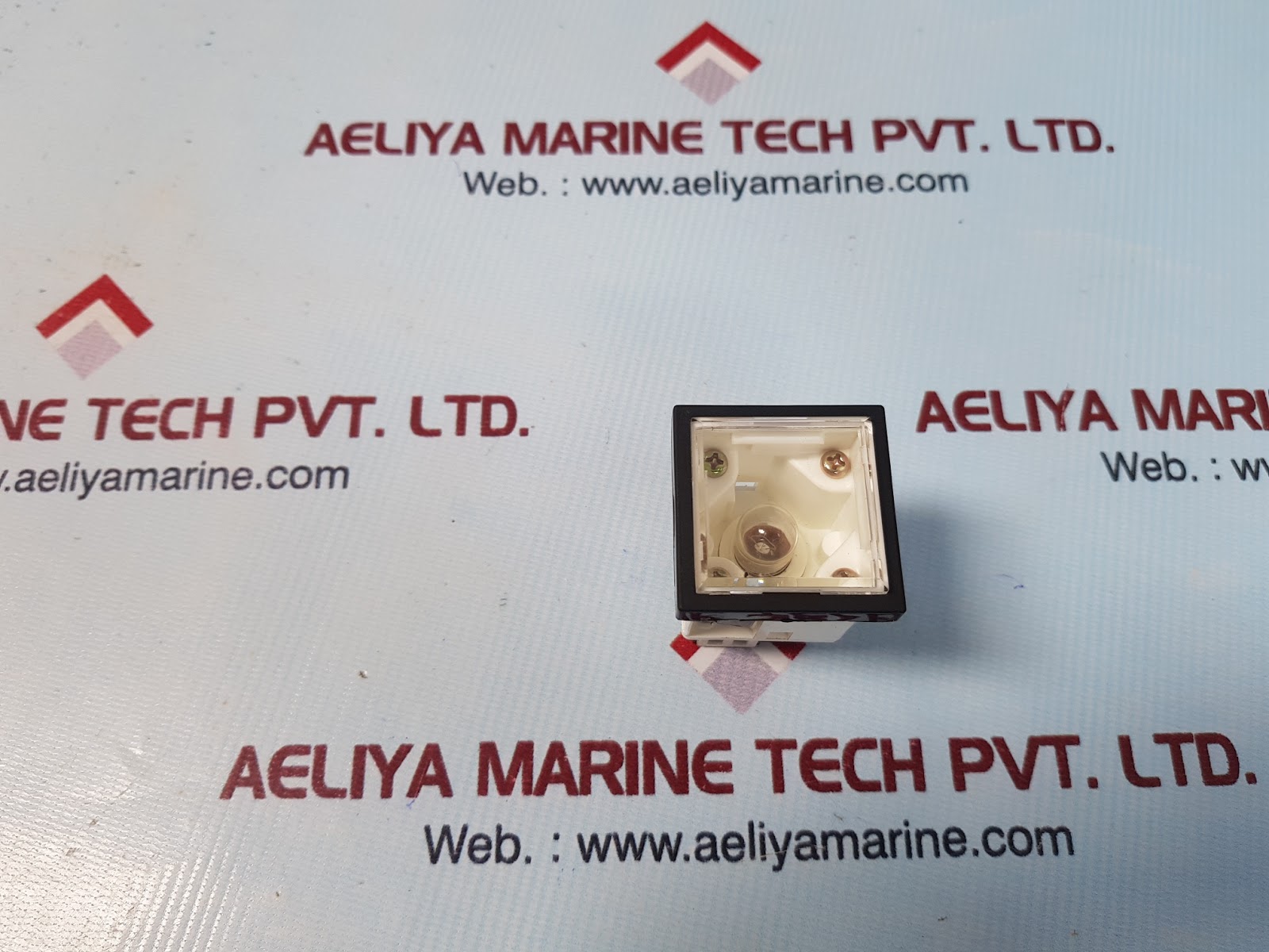 FUJI ELECTRIC AP35-S LAMP 30V 2W FUJI ELECTRIC - Aeliya Marine