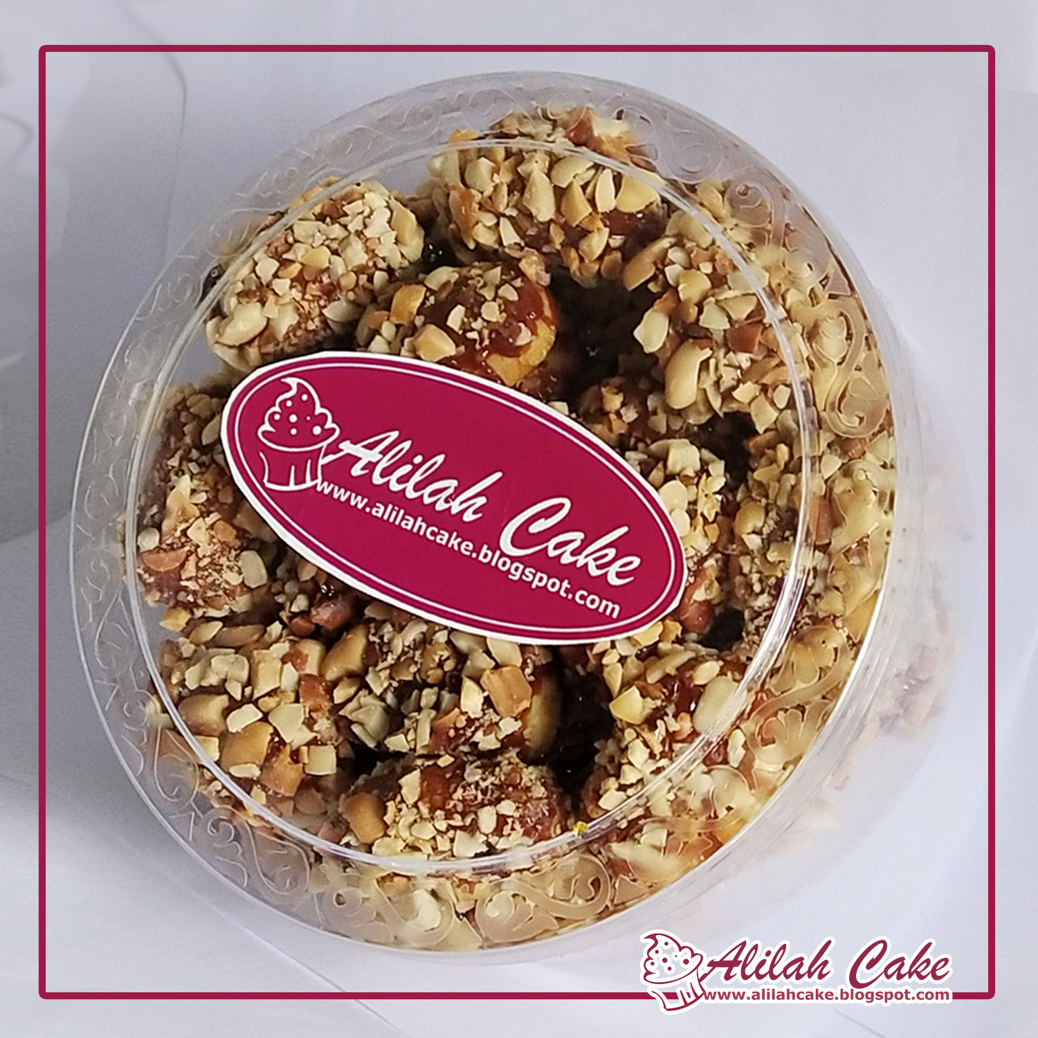 Kedai Alilah ~ Kedai Kue Tradisional Khas Makassar: Kue Lontong Paris ...