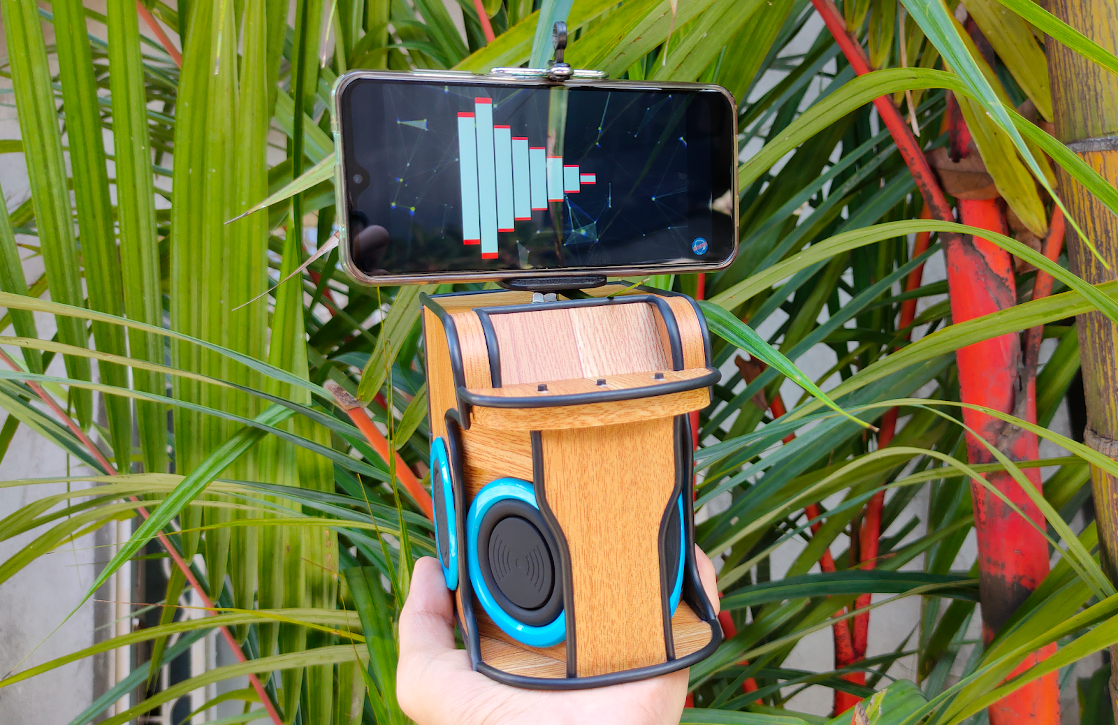 Anthony Montero: Super Loud Mini Videoke Machine