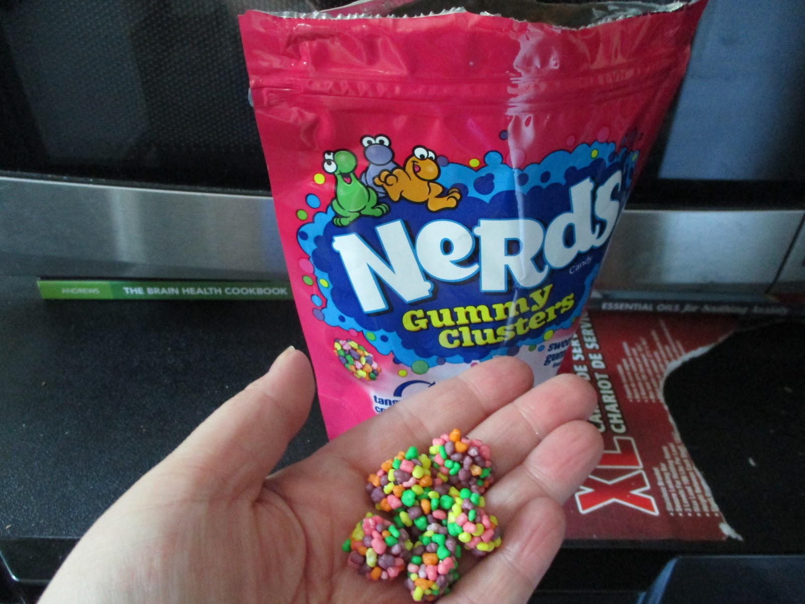Missy's Product Reviews : NERDS Gummy Clusters