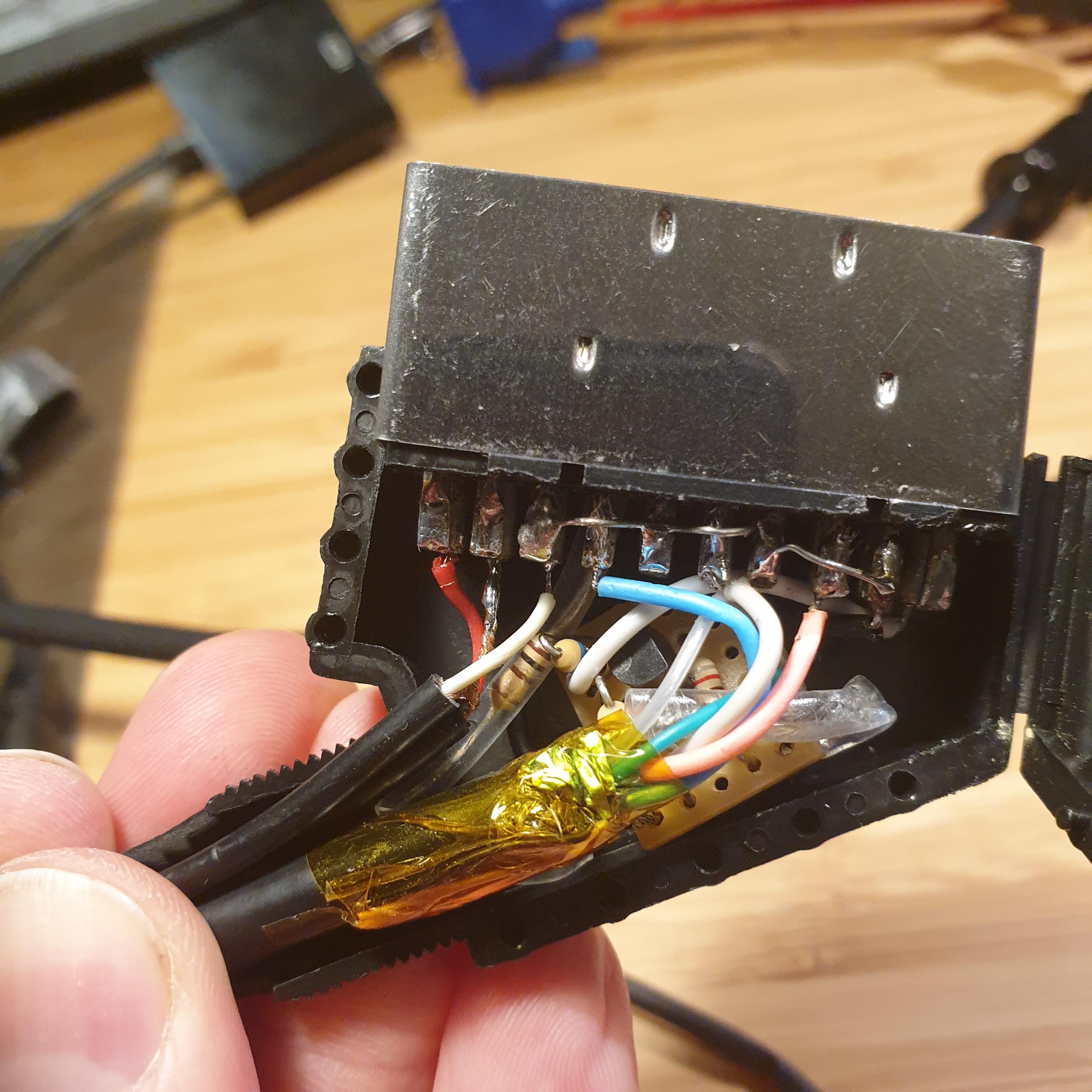 Patrik's Retro Tech: RetroPie RGB Scart output with HDMI2VGA adapter