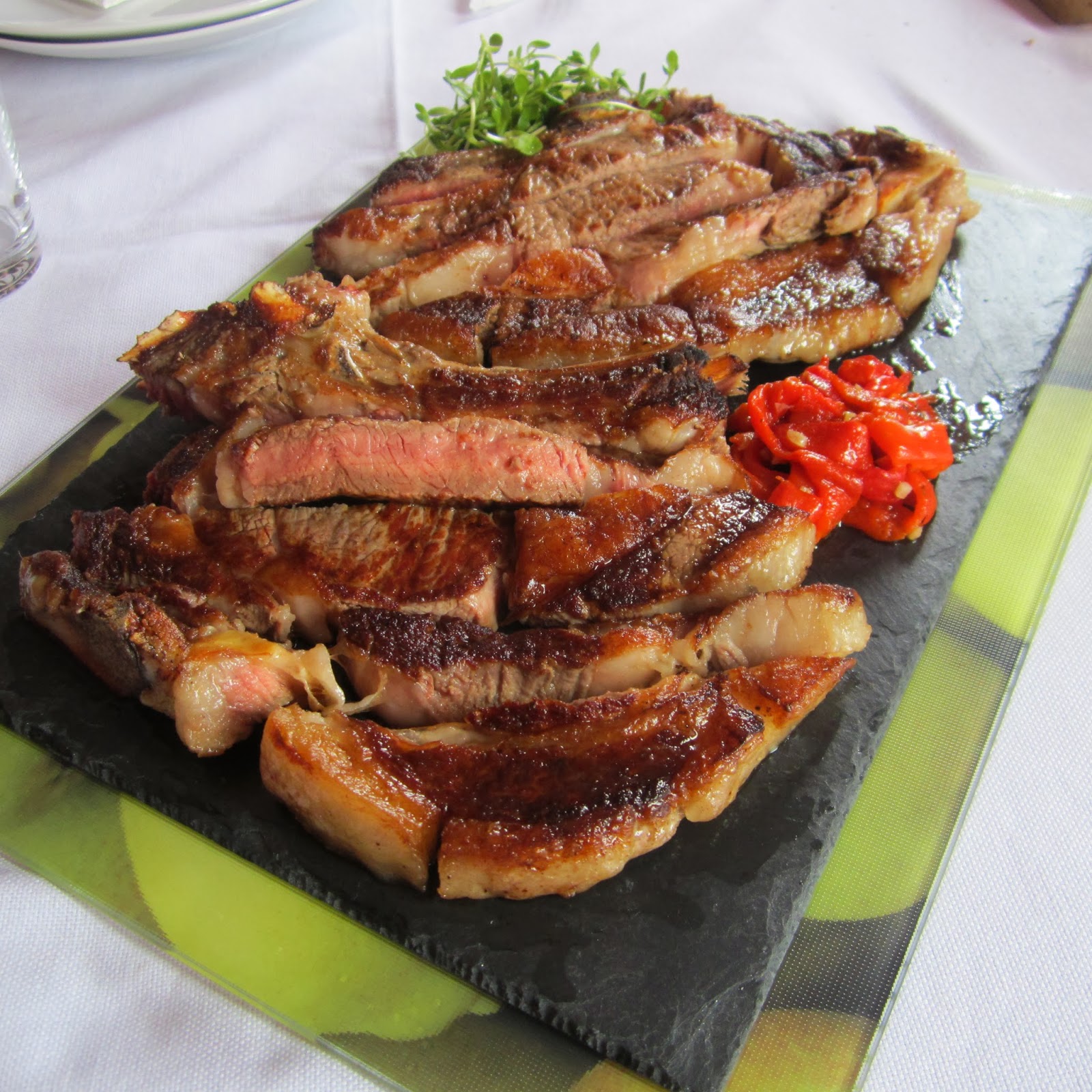 LAS RECETAS DE LA NENA: CHULETONES DE LA SIERRA DE GUADARRAMA A LA PLANCHA