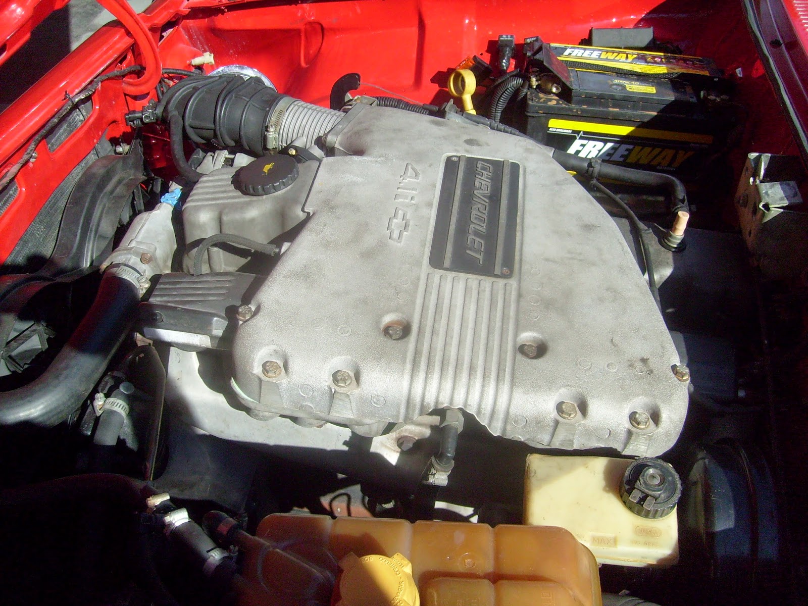 lc3 pneus e rodas: CARAVAN 1976 A VENDA MOTOR SILVERADO R$35000,00