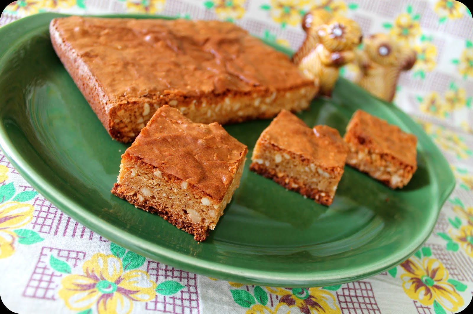 *~my house is cuter than yours~*: $7,500 Butterscotch Chewy Cake