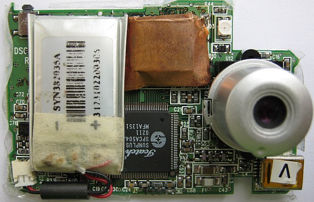 Common Emitter: Teardown: Mustek Gsmart mini 2