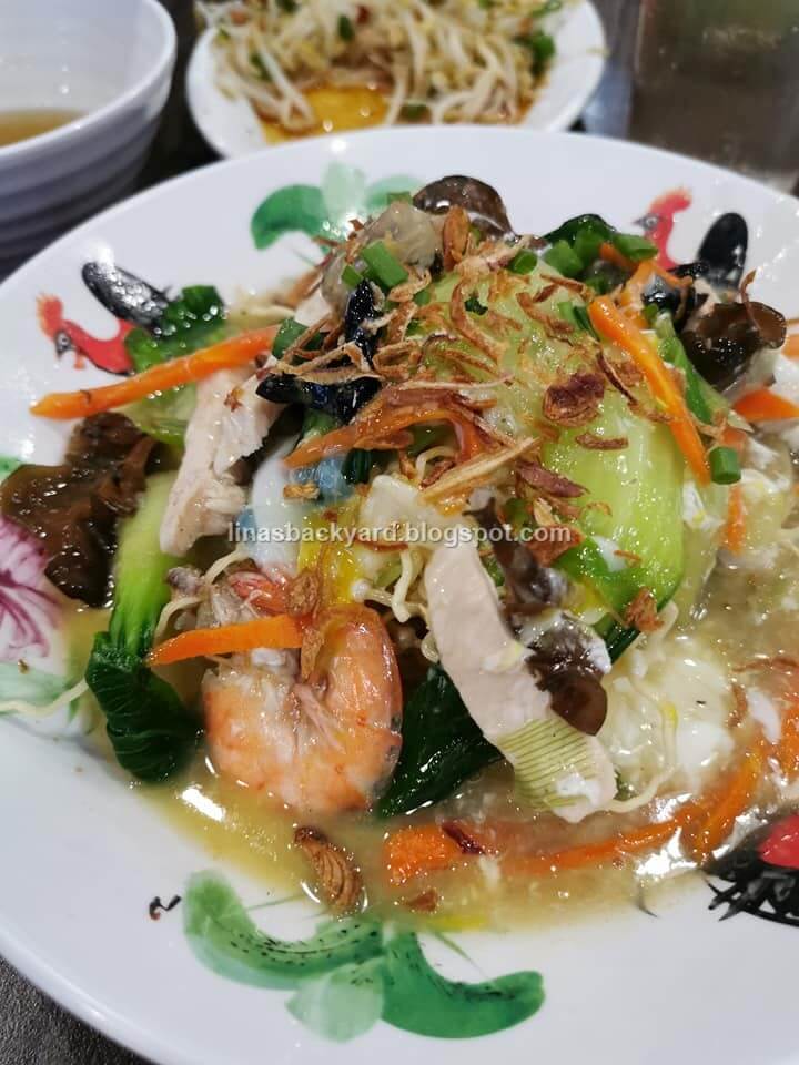 Dinner At Dayang Sarawak Corner