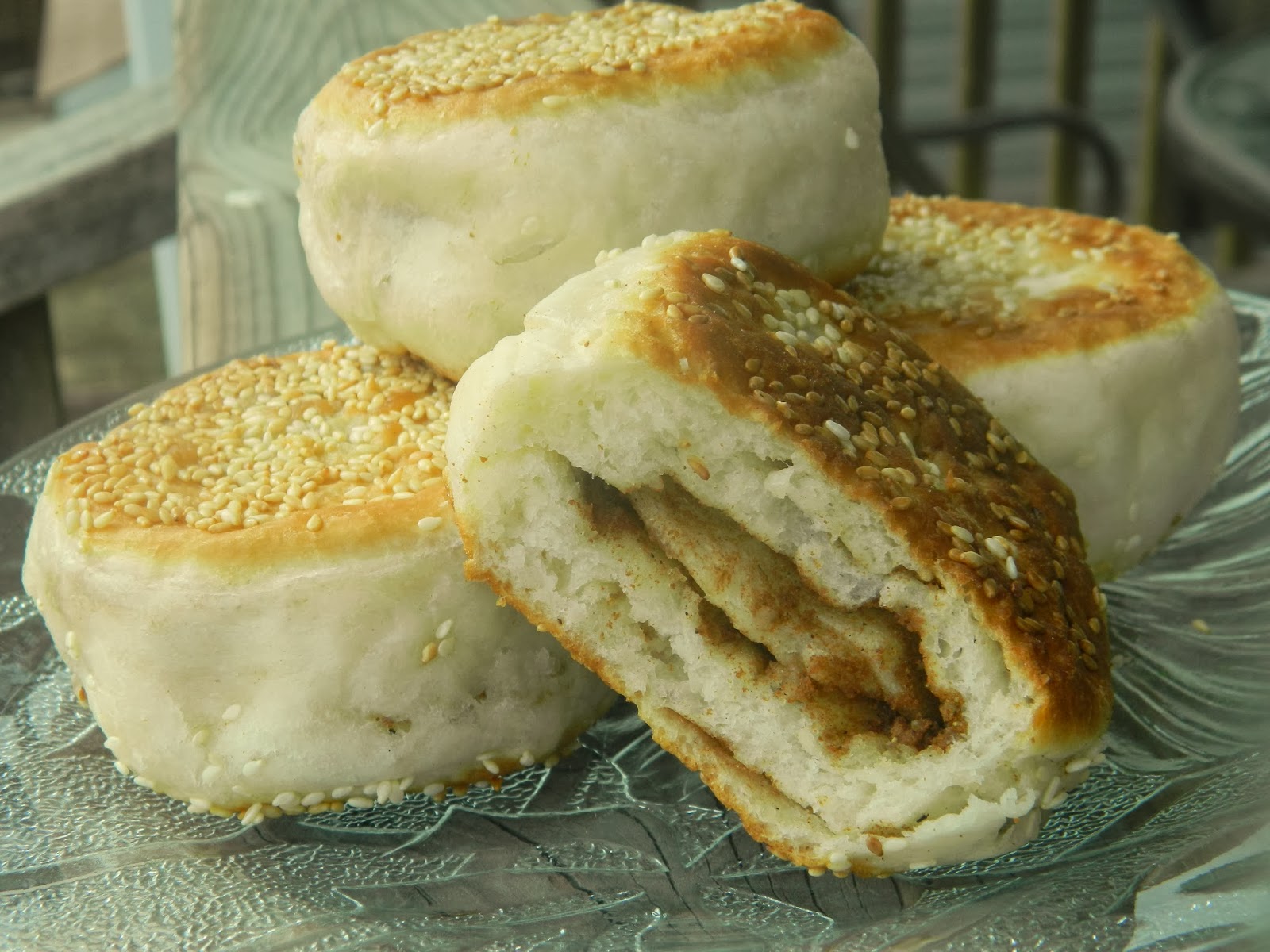 A Taste Of the Regions of China: 芝麻酱烧饼Chinese Sesame Biscuits