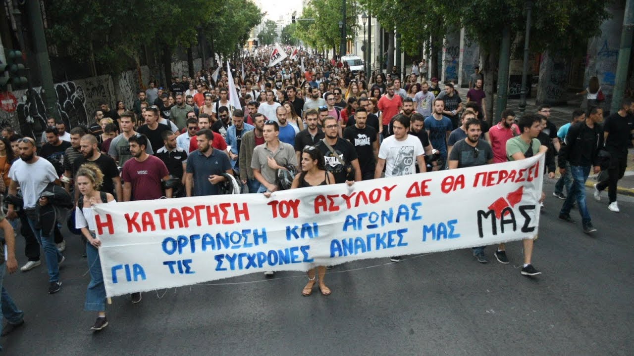 Μποτίλια Στον Άνεμο: Λίθοι και πλίνθοι και Κεραμέως ή Να τελειώνουμε ...