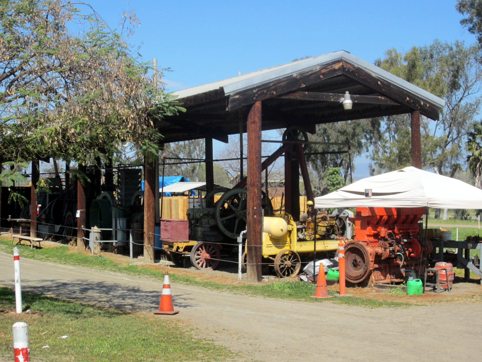 Hasty Pics: Antique Gas & Steam Engine Museum - Vista, California