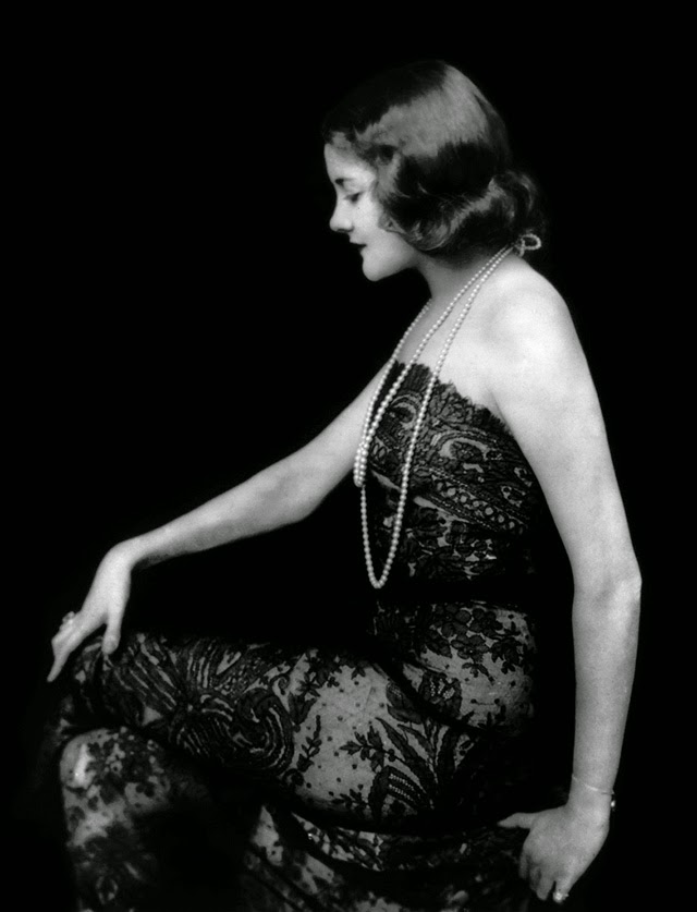 35 Beautiful Portrait Photos Of Ziegfeld Follies Showgirls From The