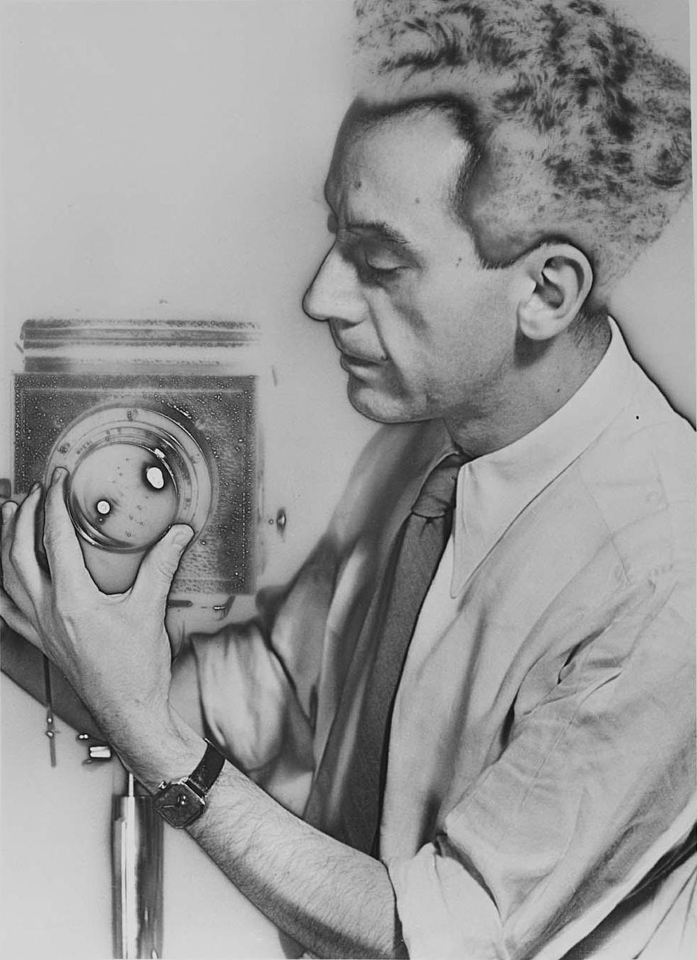 The Reel Foto: Man Ray: Photography As Art