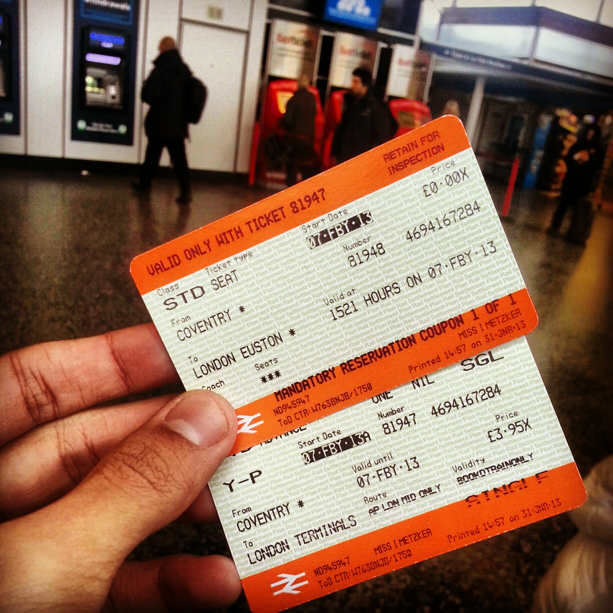 Expresso Londres: The next station is London Euston.